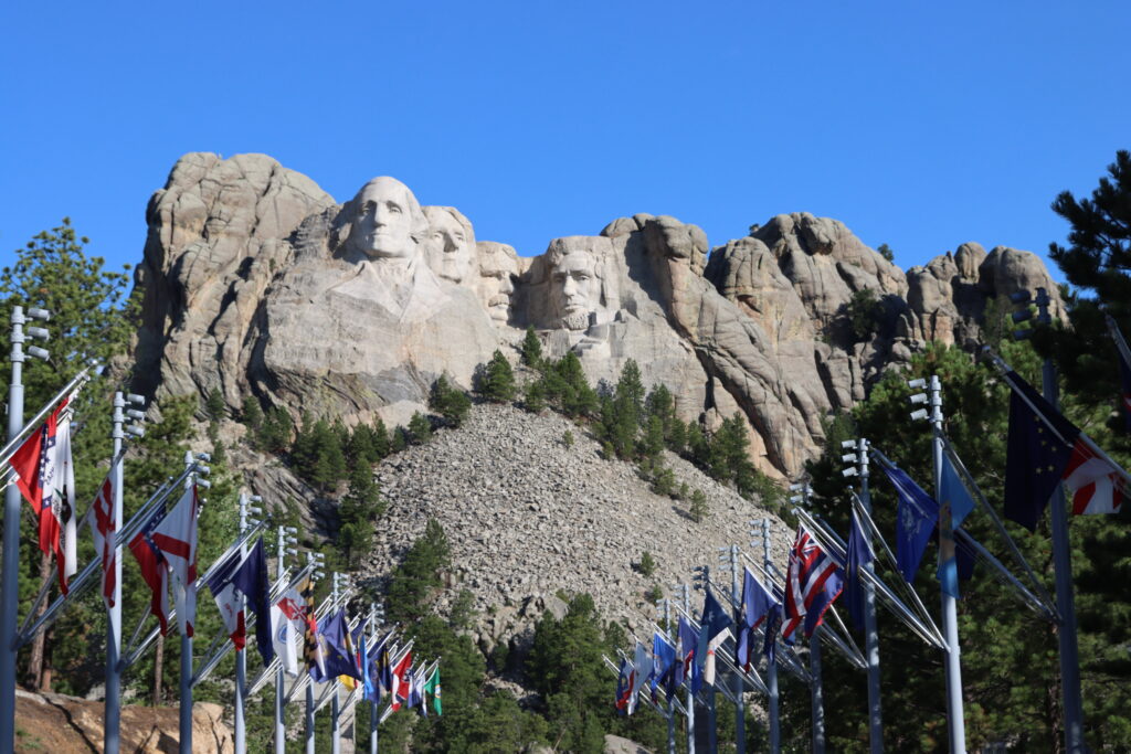 Captivating Top South Dakota Attractions: From Badlands to Mount Rushmore